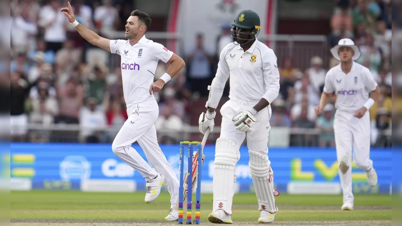 951 & counting: James Anderson pips Glenn McGrath to take No.1 spot in ...