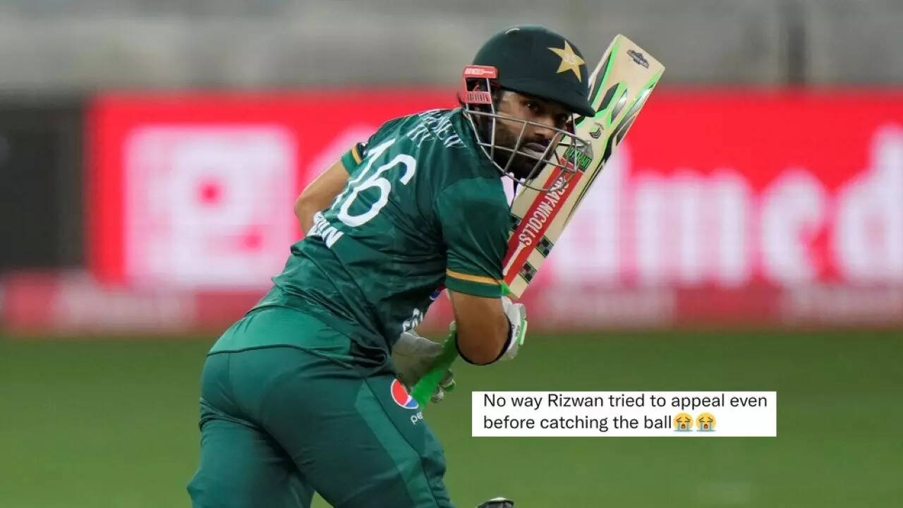 IND vs PAK: Mohammad Rizwan's excessive appealing triggers hilarious ...