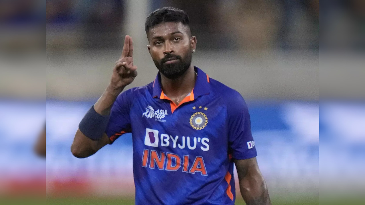 Asia Cup 2022: Hardik Pandya's confident nod to Dinesh Karthik in last ...