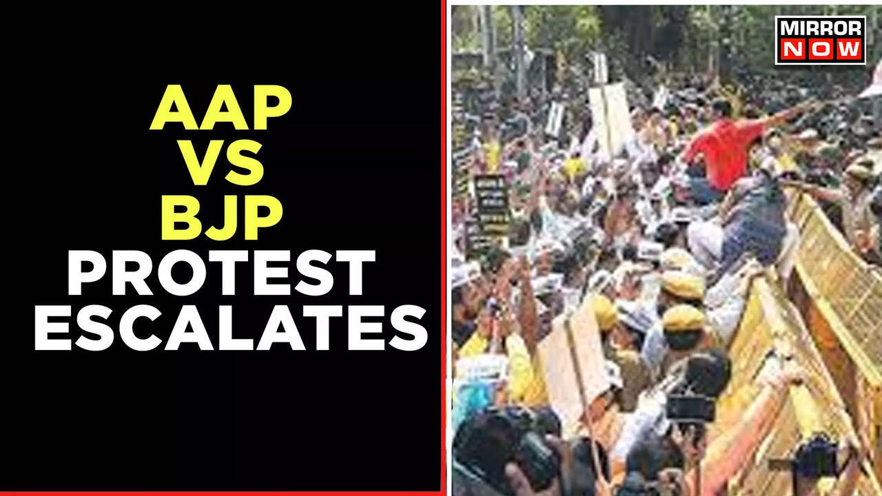 Aap Mlas Holds Protest Outside Delhis Lg Vinai Kumar Saxenas Office