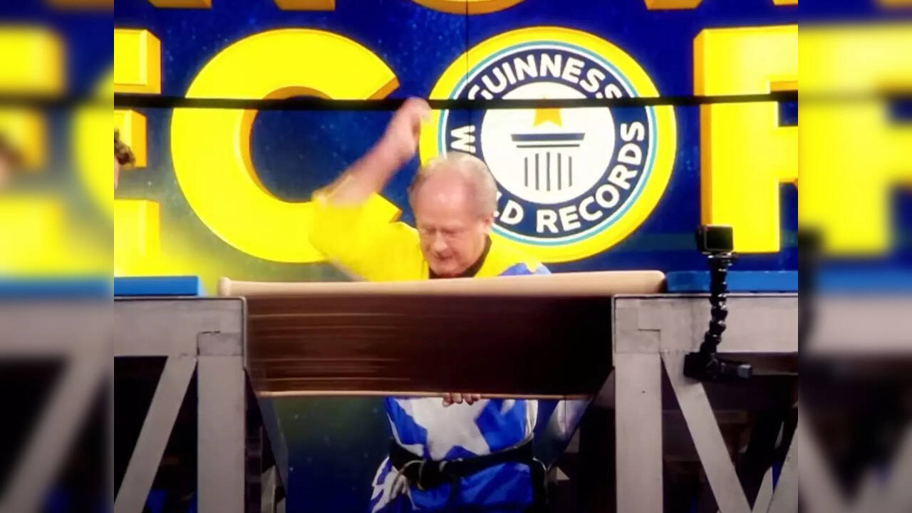 German man dubbed 'Hammer Hands' breaks 68 baseball bats in one minute ...