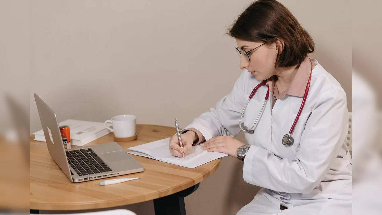 Cannot read doctor’s handwriting? Anand Mahindra’s tweet makes doctors ...