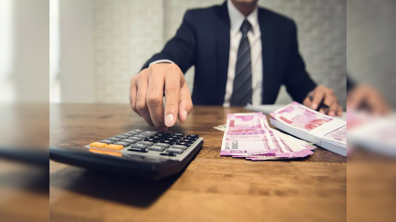 India Strategy: Trapped in a range, says Venugopal Garre, Bernstein ...