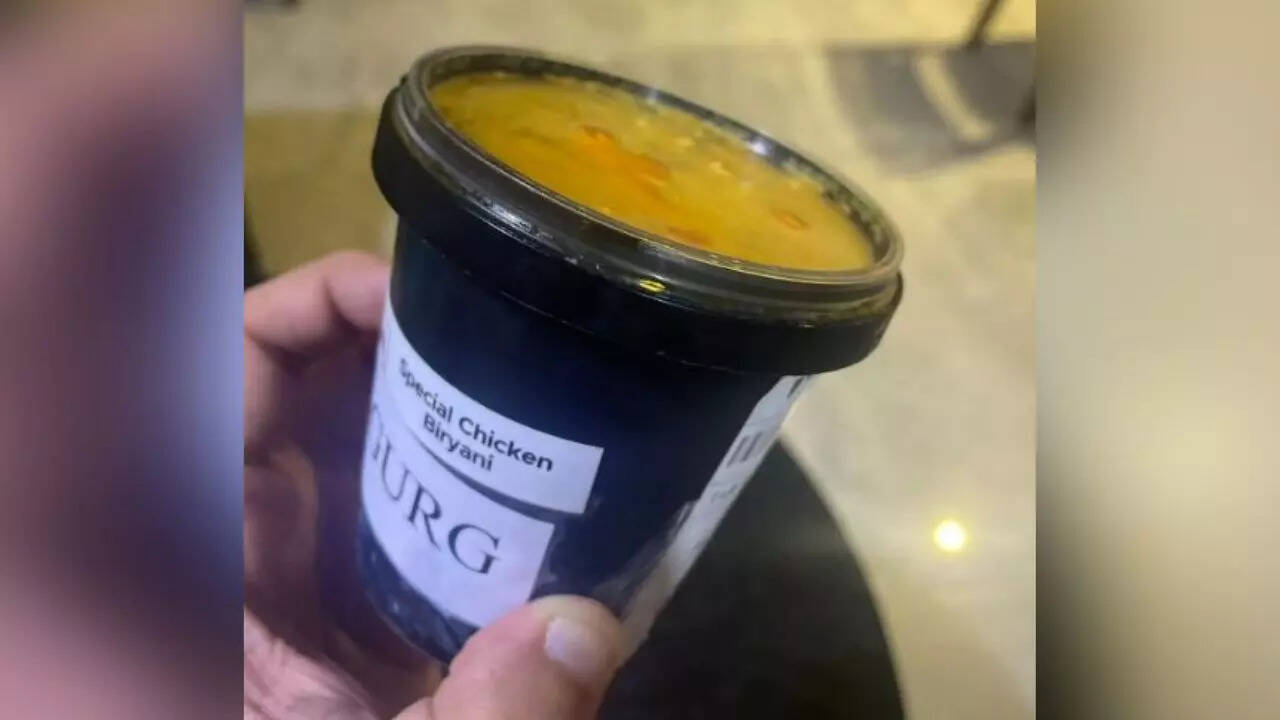 'Double loss': Zomato shareholder gets only salan after ordering 'inter ...