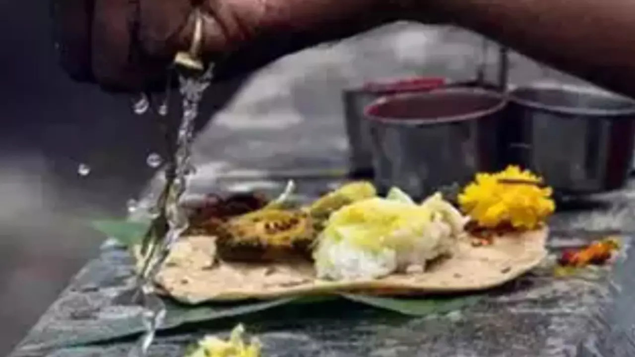 Pitru Paksha begins: Know the significance of paying tributes to ...