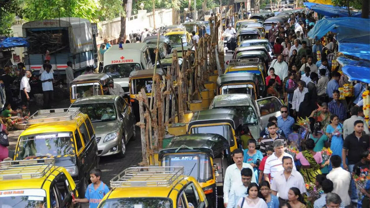 Planning to visit Mount Mary Bandra fair? Check out this traffic ...