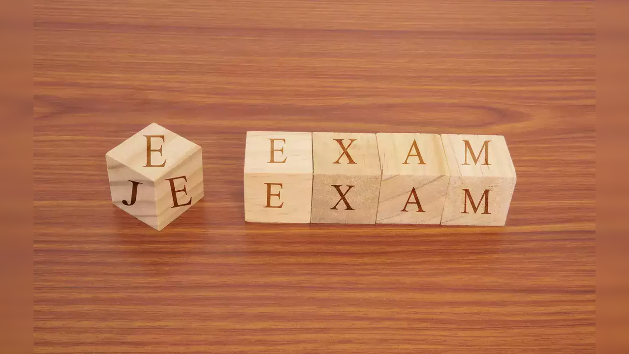 JEE Advanced 2022 Toppers: Lakshmi Sai Lohith Reddy secures AIR 2 ...