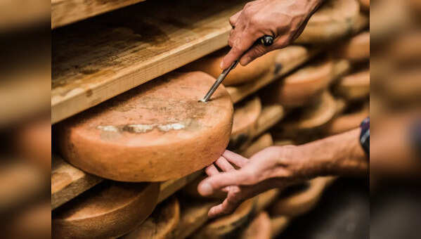 Border officials destroy 60 kg cheese woman was trying to smuggle under ...