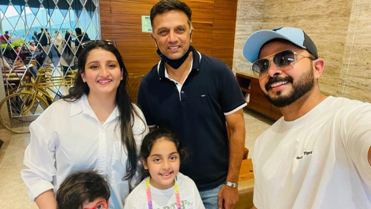 My first Indian captain: Sreesanth bumps into Rahul Dravid, shares ...