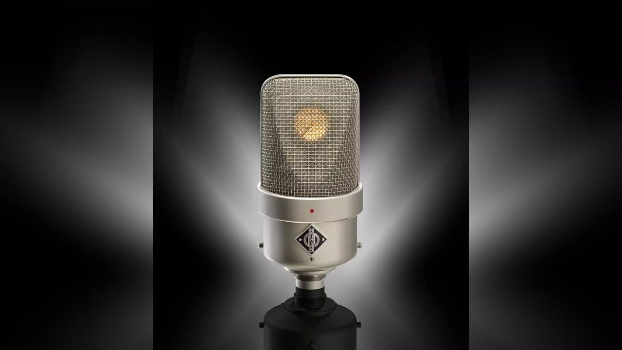 Neumann Berlin announces M 49 V; an elite special-edition microphone more expensive than a car ...
