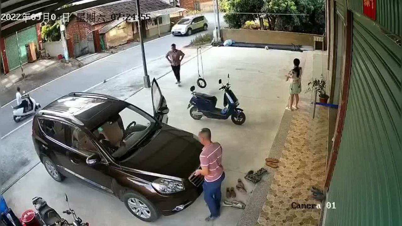 Man crushed by automatic car while trying to repair it in shocking ...