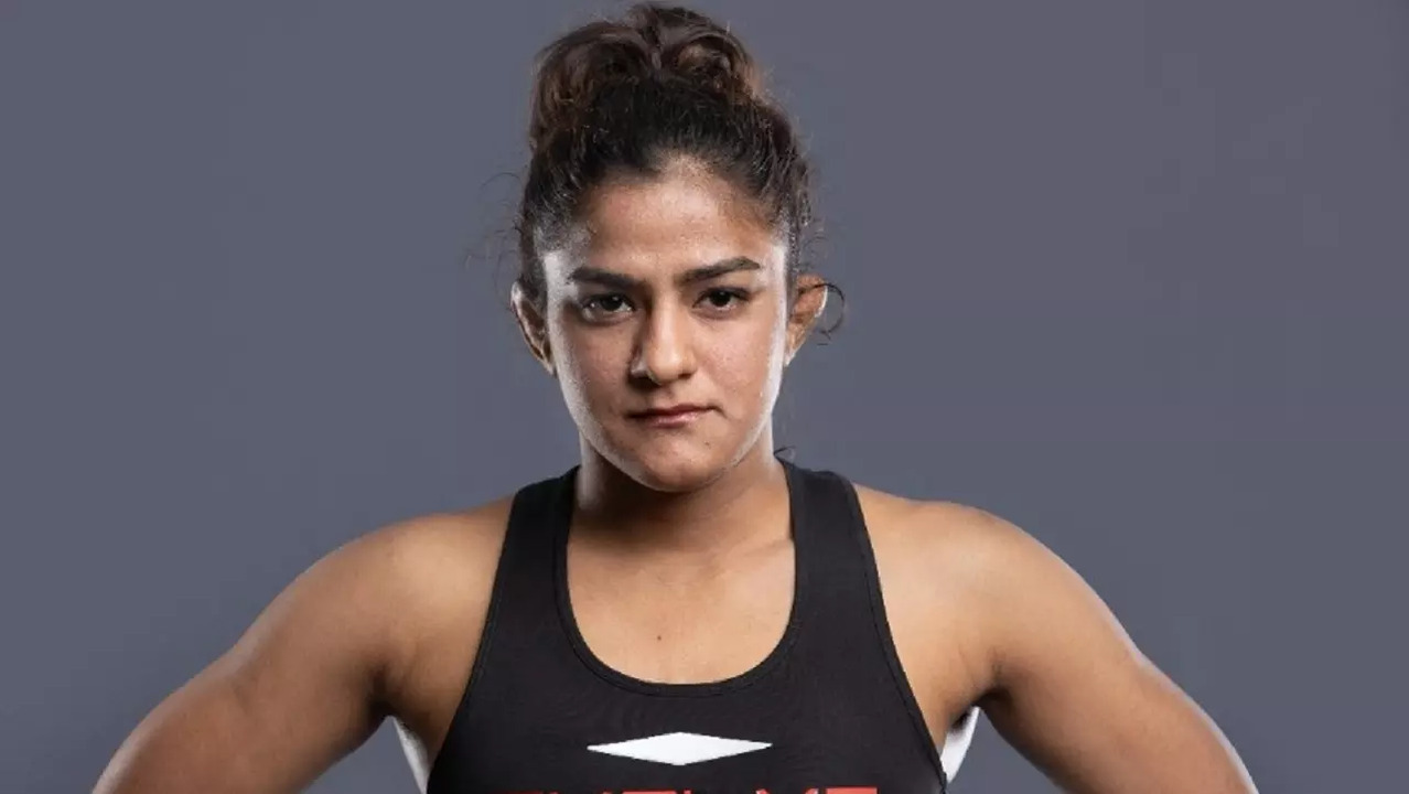 Want to compete in Olympics one day: MMA fighter Ritu Phogat | Sports ...