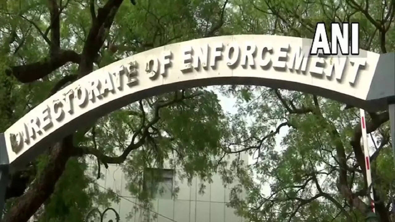 ED raids at 40 locations over money laundering probe linked to Delhi liquor policy row | India ...