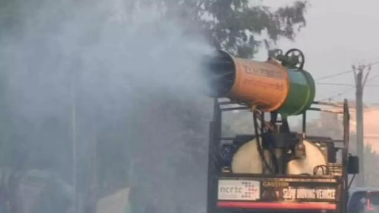 To fight winter pollution, Delhi govt to hire 150 smog guns and ...