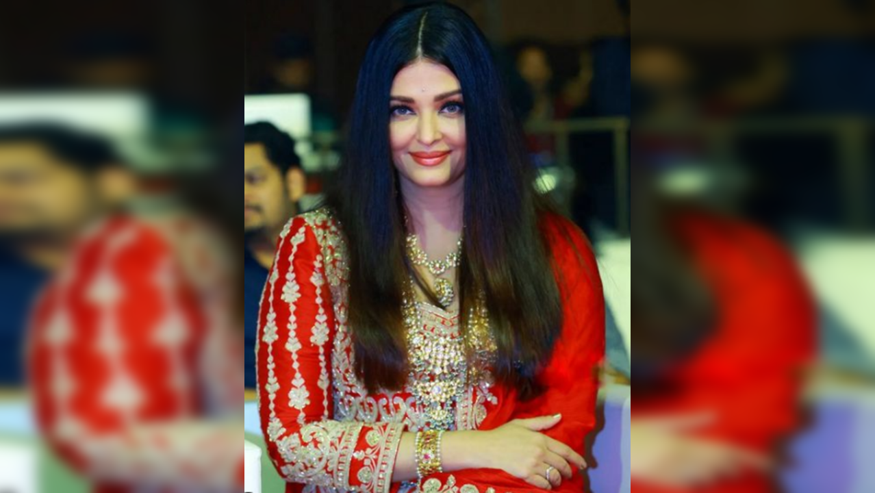Aishwarya Rai trolled for a new look at Ponniyin Selvan trailer launch ...