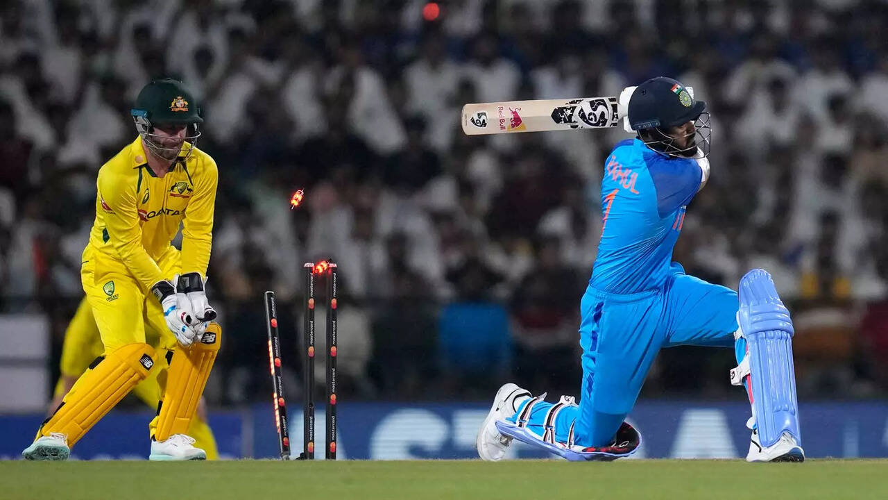 KL Rahul sacrificed his wicket for team: Sunil Gavaskar unconcerned by opener's form ...