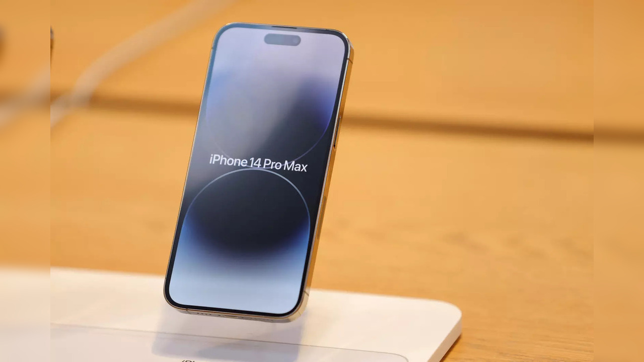 iPhone 14 Pro Max sets 15 display performance records, gets best ...