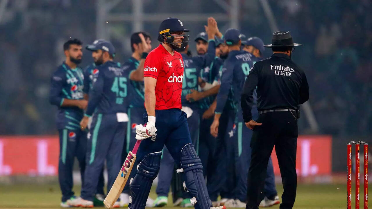 PAK vs ENG 6th T20I live streaming: When and where to watch Pakistan vs ...