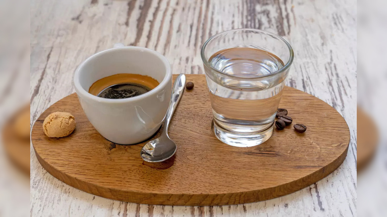 Water, tea, or coffee -- which beverage should you begin your day with ...