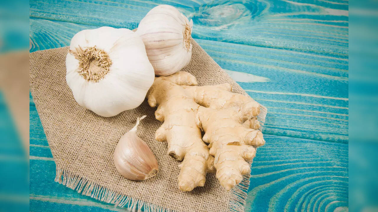 Adding ginger-garlic to your food? Know how the combination can be ...