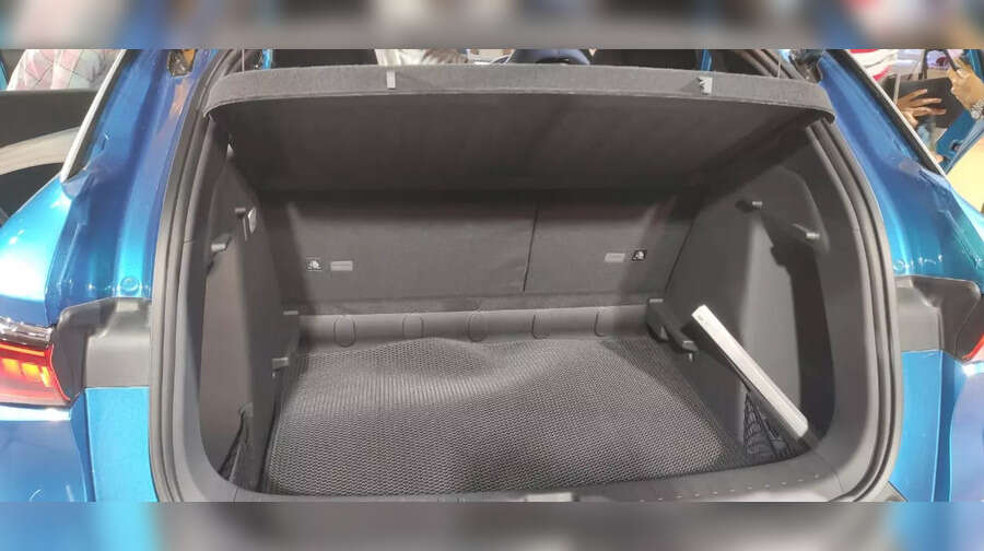 BYD Atto 3 Electric SUV Launch: Check Price, Range, Mileage Safety ...