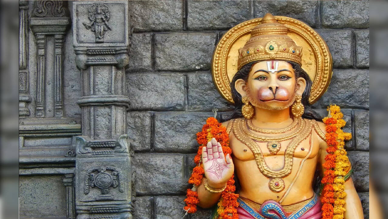 UP: Muslim man comes forward to donate land for shifting of Hanuman ...