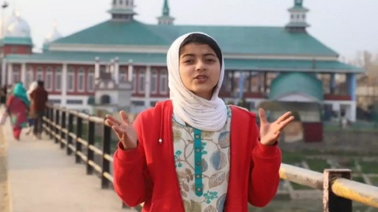 10-year-old Kashmiri girl Aqsa Masrat is the latest influencer in town ...