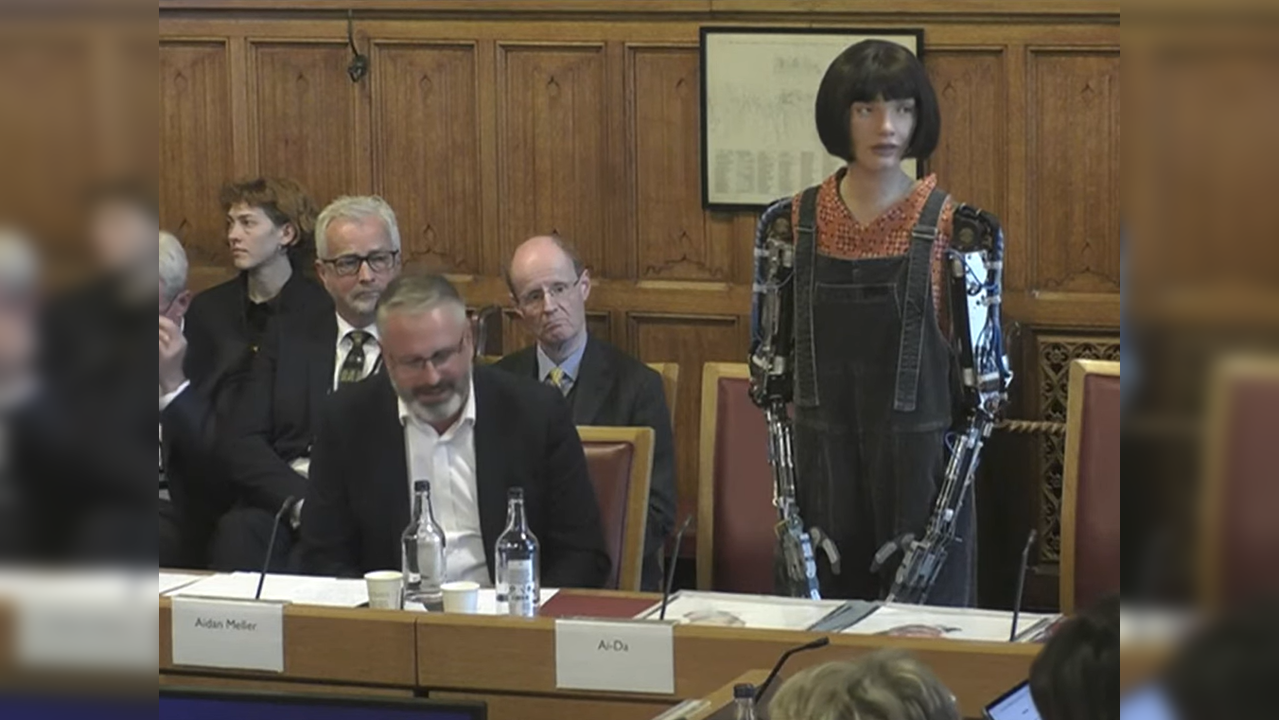 Viral: Robot addresses UK Parliament for the first time; technical ...