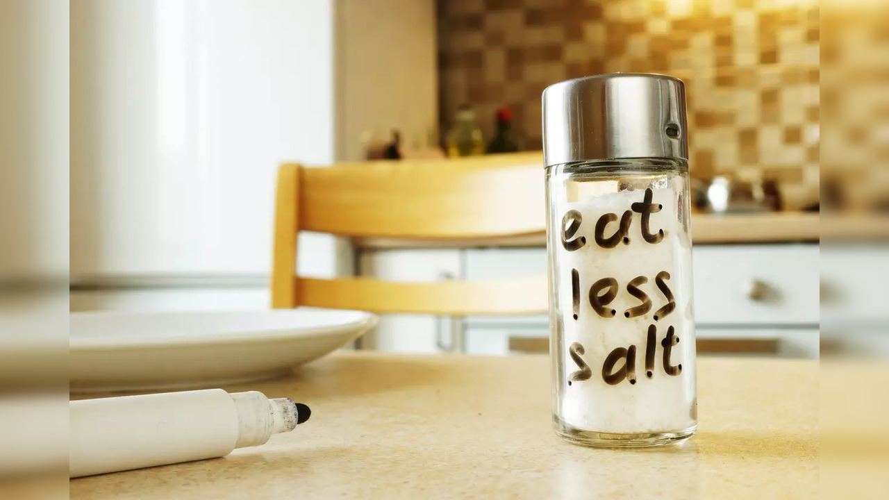 Is it safe to follow a low-sodium diet? Know the pros and cons of the ...