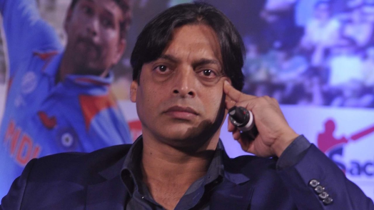 Shoaib Akhtar: Shoaib Akhtar faces wrath of netizens for 'India koi ...