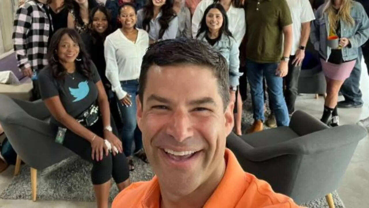 'Current fan of Twitter': Former CFO Ned Segal changes his bio after ...