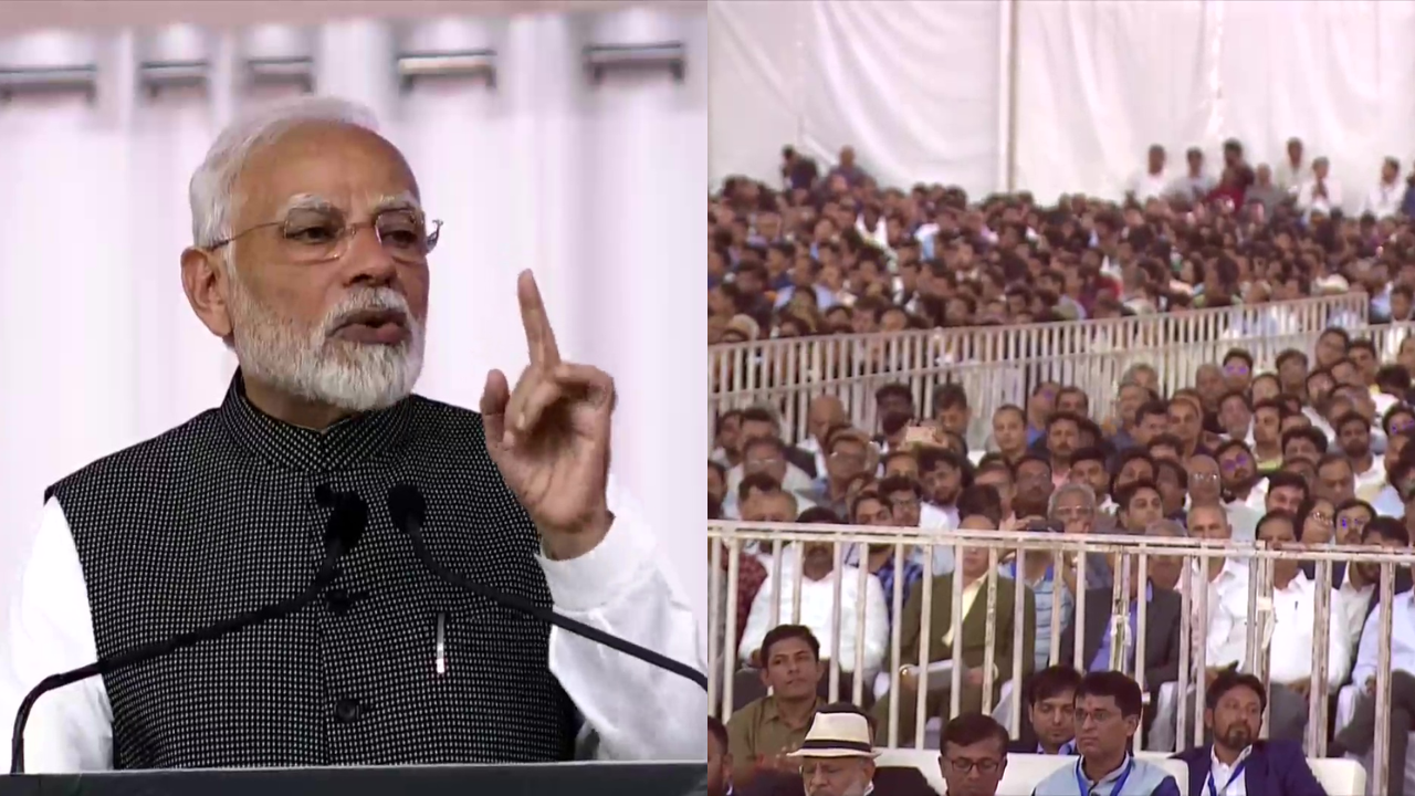PM Modi Gujarat Visit Highlights: PM Modi to pay homage to sacrifices ...