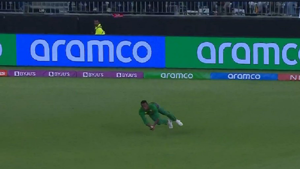 WATCH: Kagiso Rabada takes catch of T20 World Cup to send Hardik Pandya ... WATCH: Kagiso Rabada takes catch of T20 World Cup to send Hardik Pandya ...