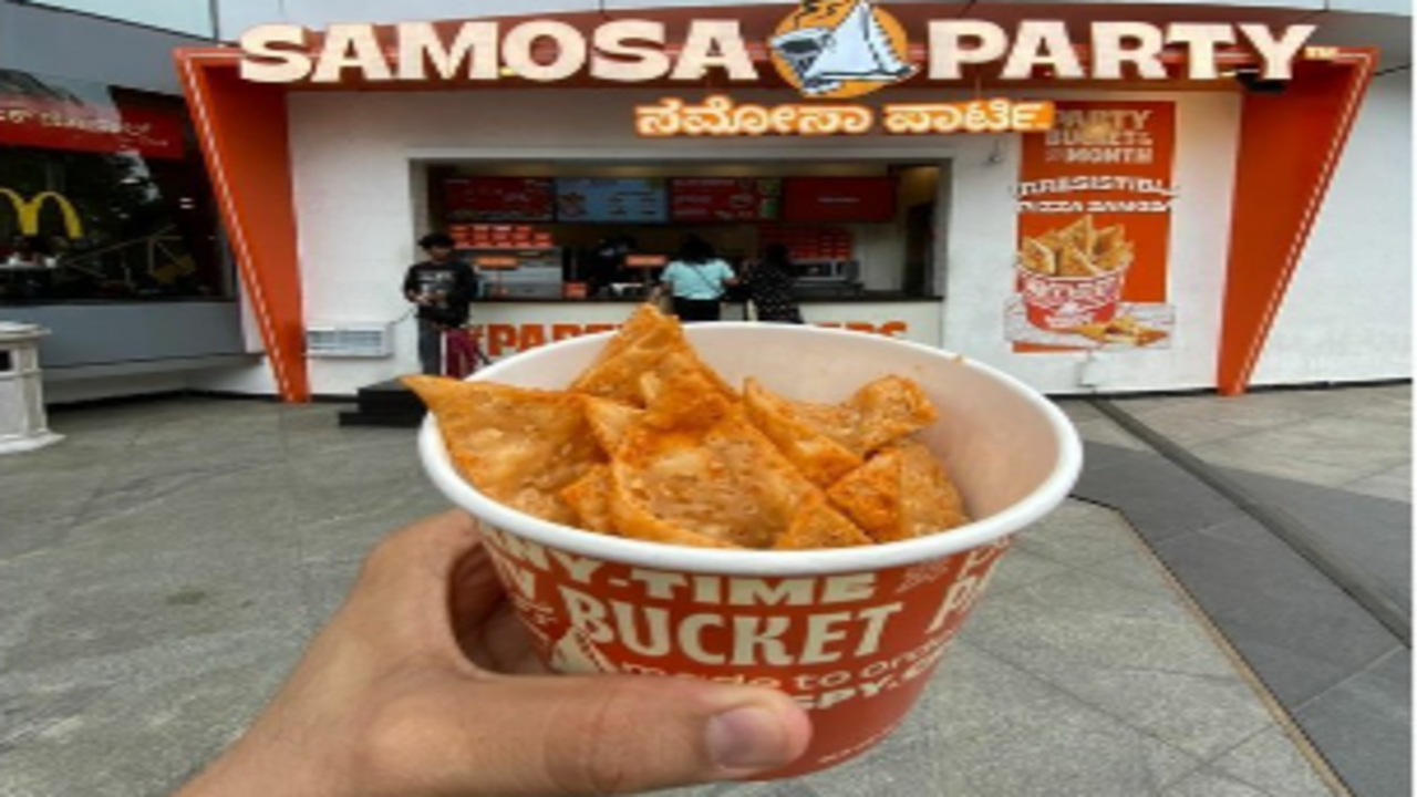 How a Twitter poll inspired this restaurant to launch 'Samosa Corners' - will you try them ...