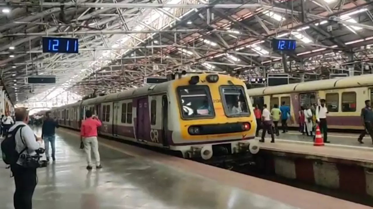 Mumbai local train passengers may soon be able to book their ticket ...