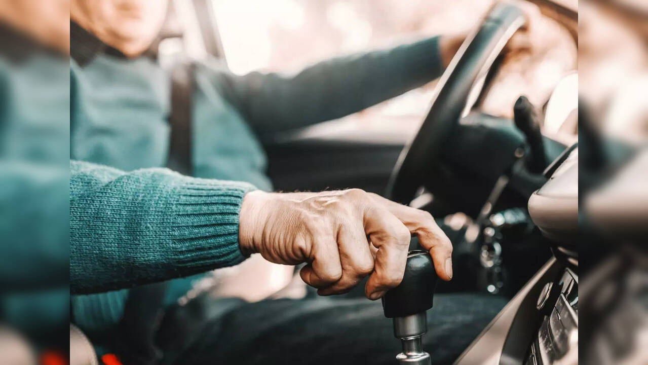 Alzheimer’s disease: Should you drive with cognitive decline? Harvard ...