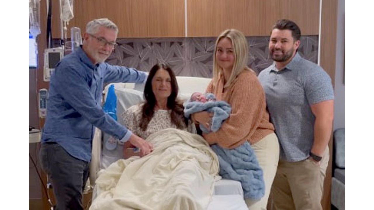 56-year-old woman becomes grandmother after giving birth to her son's ...