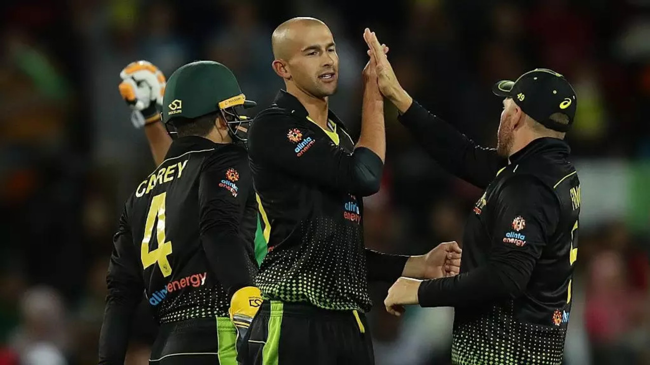 Australian fringe spinners Ashton Agar, Todd Murphy in mix for India ...