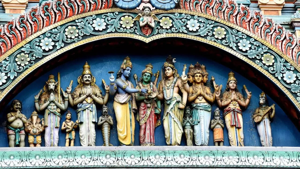 Temples of India: Goddess Meenakshi ruled Madurai and married Lord Shiva; here's all you need to ...