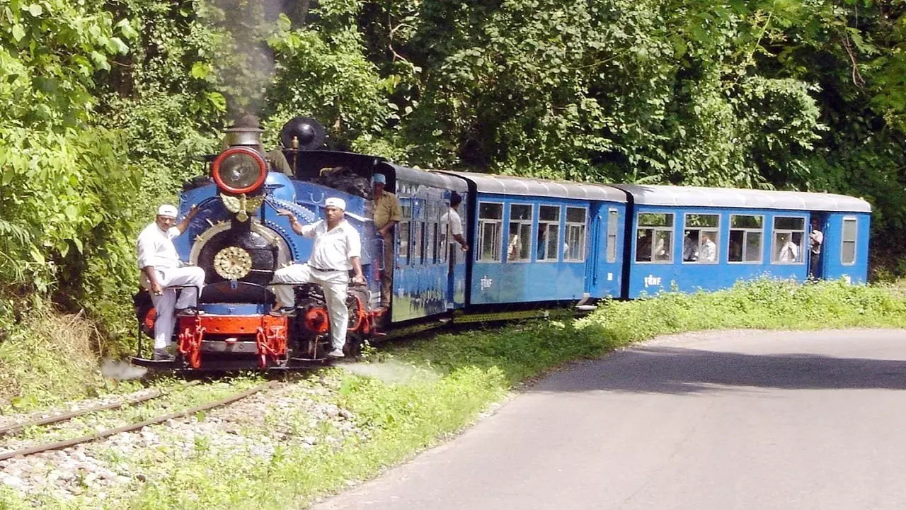 Darjeeling's famous toy train to be operate in evening during upcoming ...