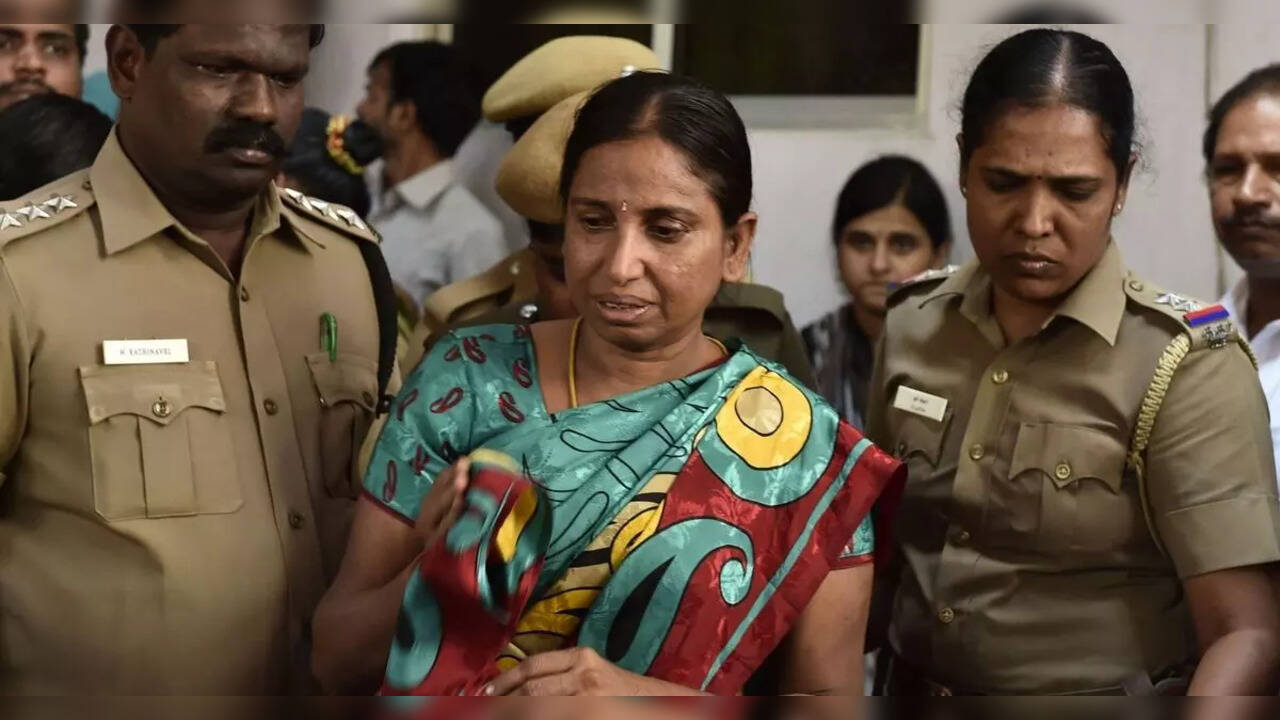 TIMELINE of Rajiv Gandhi assassination case: From 1991 suicide bombing ...