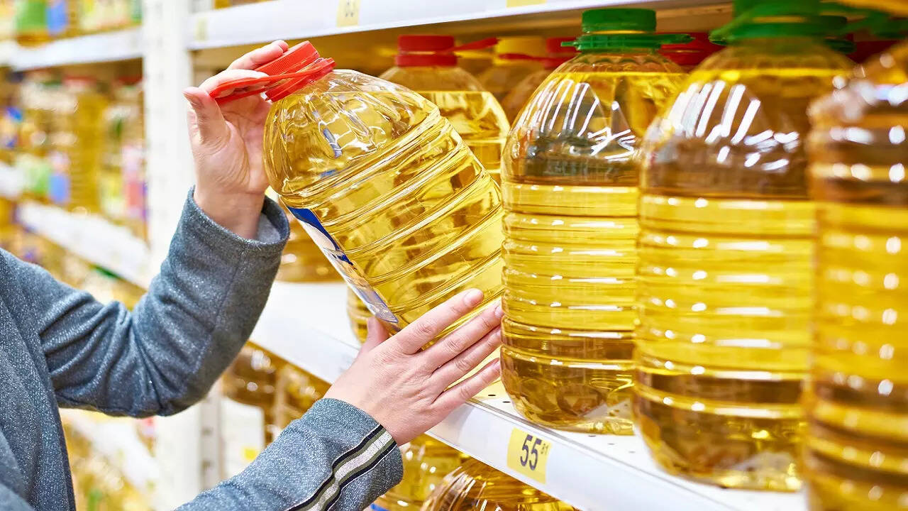Edible Oil Prices Down 11 26 In Last 6 Months Govt Times Now