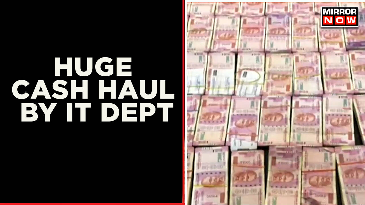 IT Department Conducts Search In South Delhi, 4.5 Crore Cash Seized ...
