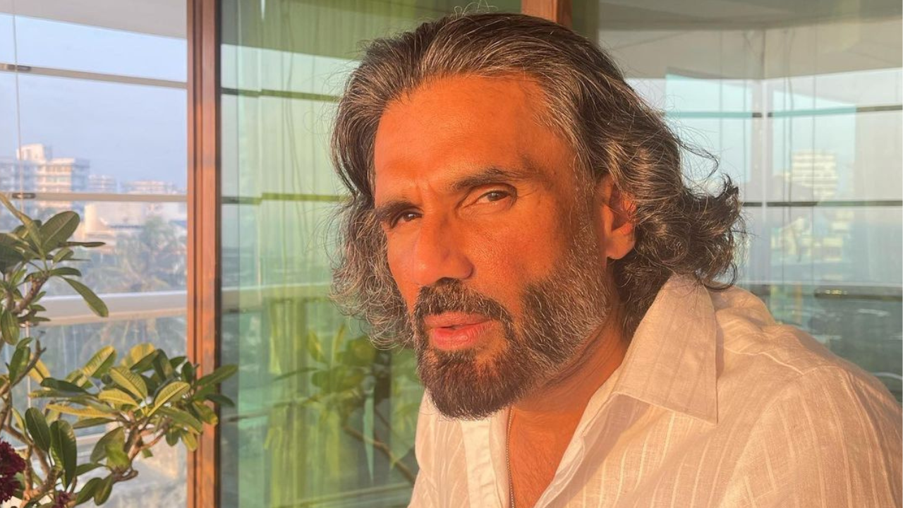 Suniel Shetty slapped with legal notice by Mehul Choksi for File No 323 ...