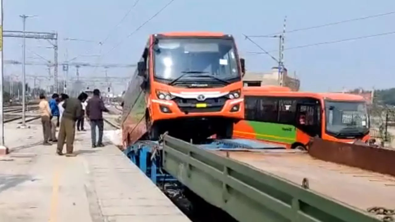 Viral video of buses being ‘dangerously’ loaded onto train in UP has ...