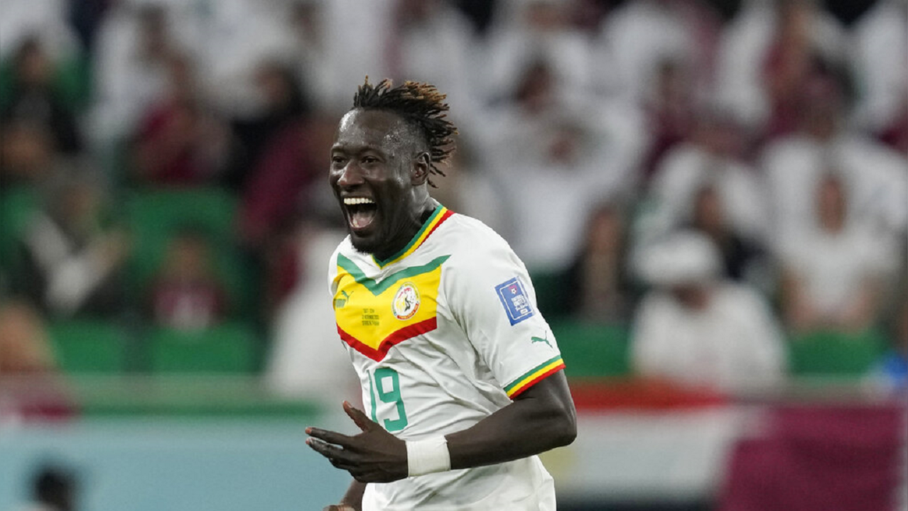 Senegal beat Qatar to leave World Cup hosts on brink of early exit ...