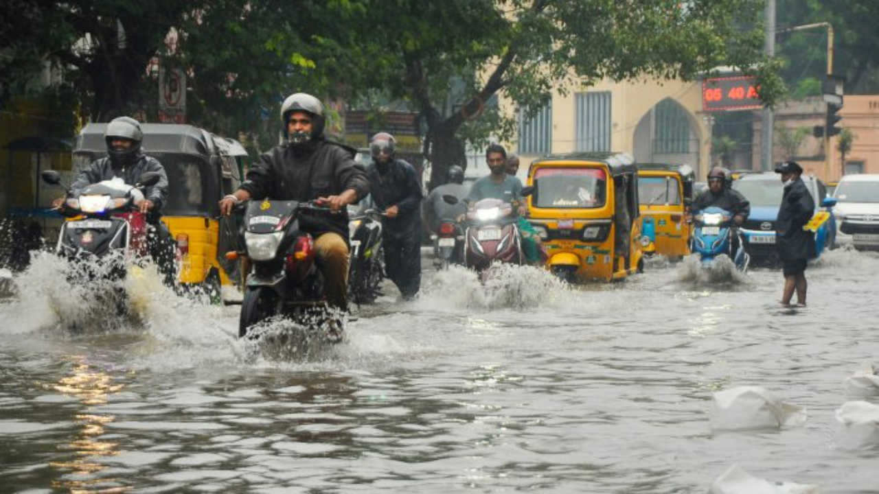 Tamil Nadu weather update: Flood alert in Erode after heavy rain, water released from ...