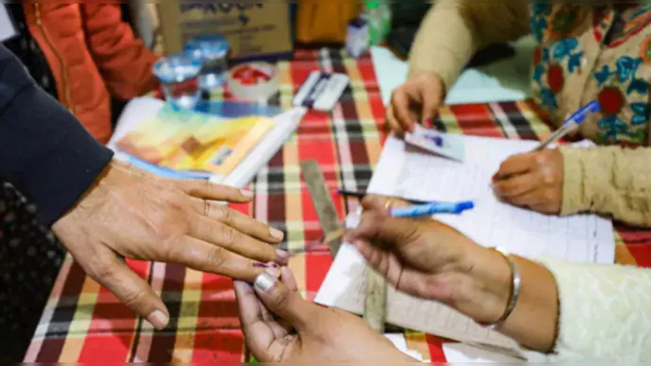 Delhi votes today in high-stakes municipal election - ten key points ...