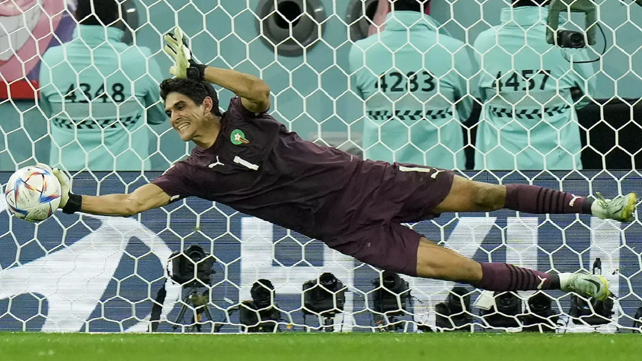 WATCH: Moroccan goalkeeper Bono's stunning saves in the shoot-out that ...
