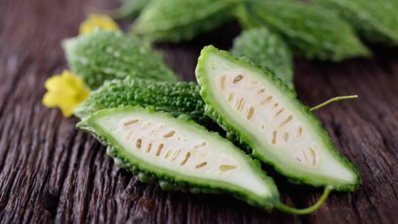 Karela benefits for skin and hair bitter gourd treats dandruff ...